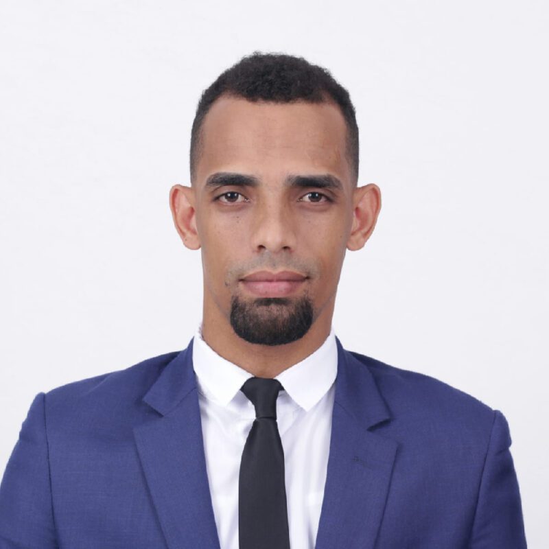 Lic. Gilbert Ronaldo Matos Cuevas - Firma Gómez Rubio